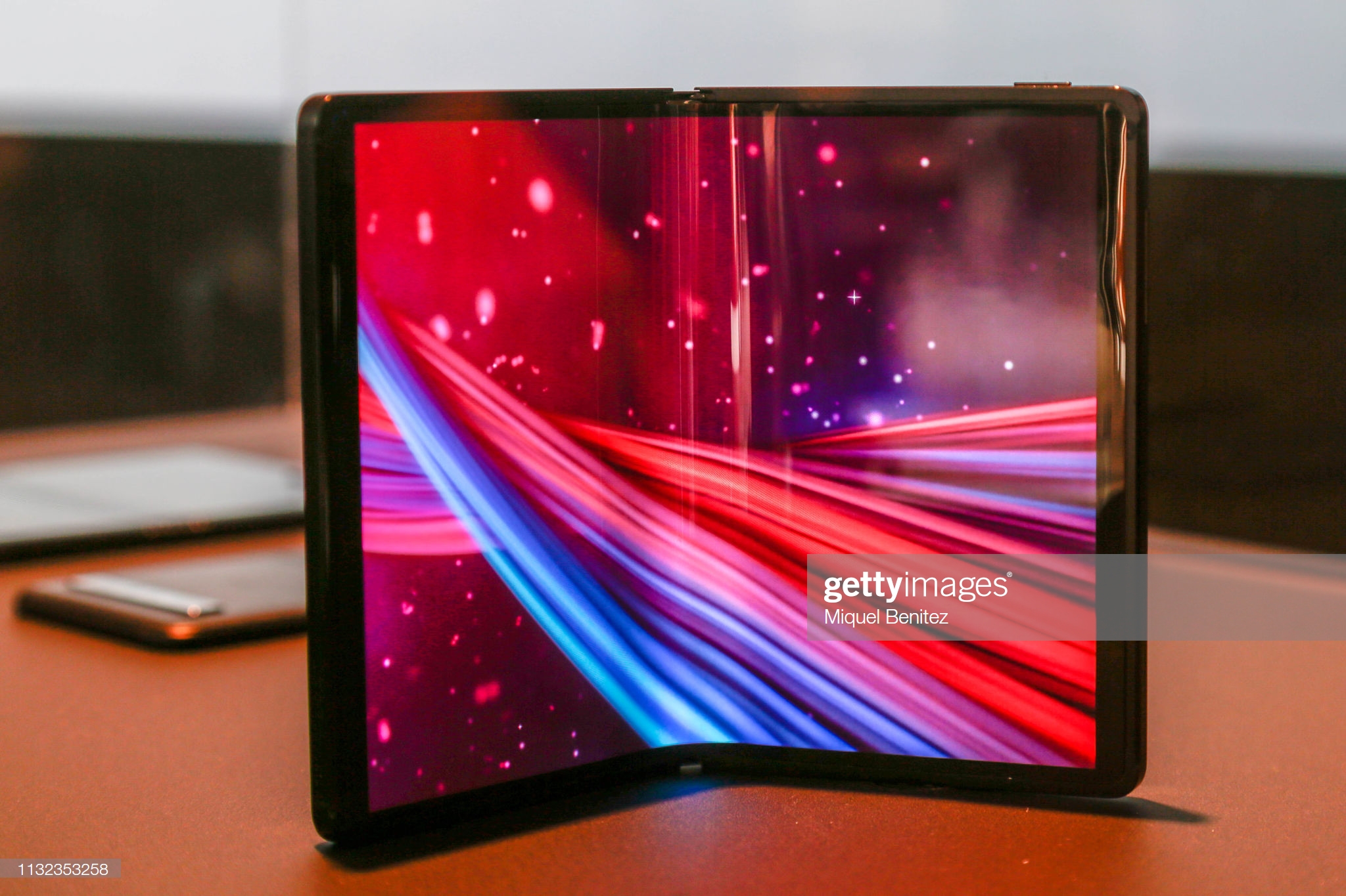 Microsoft's Launching New Folding Smartphones and Tablets - Task Boot